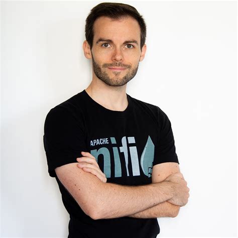 accelerate streaming pipeline deployments with new kubernetes operators