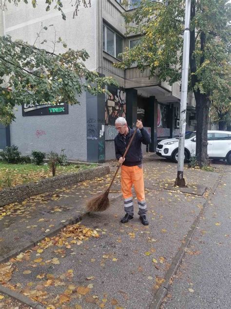 ЕКИПИТЕ НА ЈП КОМУНАЛНА ХИГИЕНА СКОПЈЕ СО ЗАСИЛЕНИ АКТИВНОСТИ И ВО НЕДЕЛА