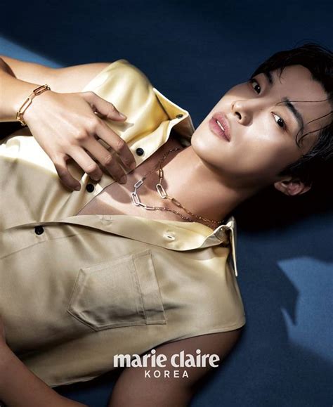 패션엔 우도환 미니멀 패션에 방점 섹시한 남자의 파리지앵 럭셔리 주얼리룩