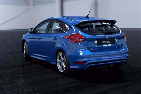 Discontinued Ford Focus Features And Specs Zigwheels