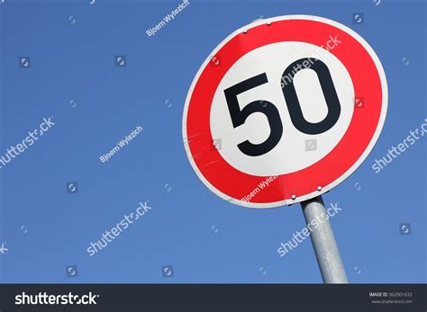 816 Panneau 50 Km Images, Stock Photos & Vectors | Shutterstock