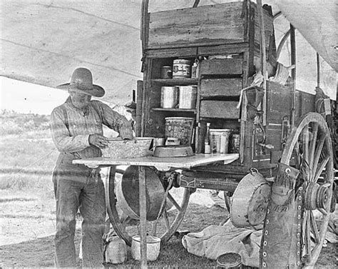 Chuck Wagon. | Chuck wagon, Cowboy pictures, Old west photos