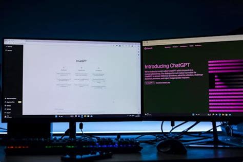 노트북에 타이핑의 클로즈업 · 무료 스톡 사진