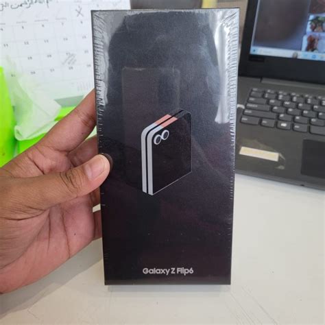 Jual Hp Samsung Galaxy Z Flip Baru Harga Bisa Nego Shopee Indonesia