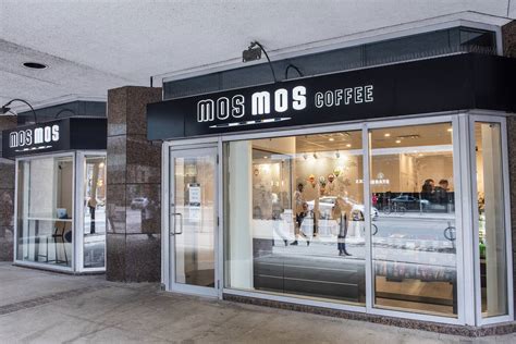 Mos Mos on Bay - blogTO - Toronto