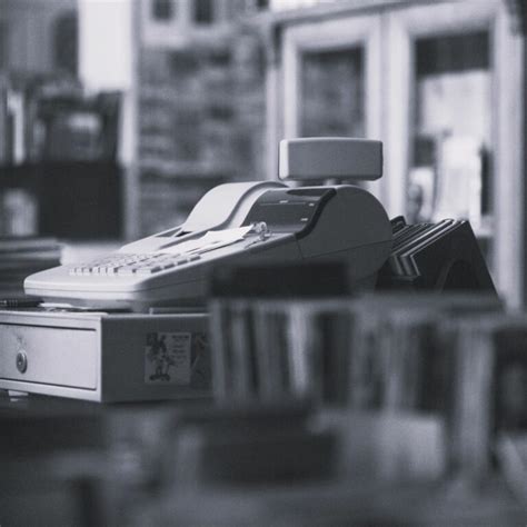 Should I Use Italics For Characters Thoughts The Short Story Editor