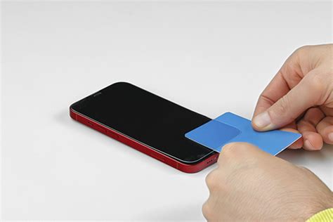 Remove A Tempered Glass Screen Protector Step By Step Hama Co Uk