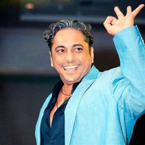 بیوگرافی سیاوش شمس و لیست آهنگ های او بت مارکت