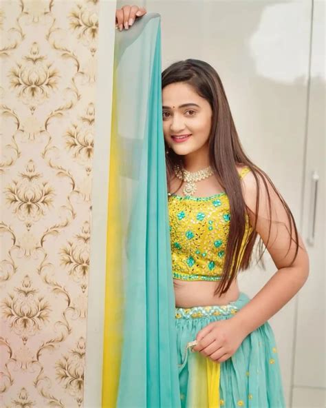 Sibbu Giri Biography Husband Wiki Boyfriend Name Real Name Married