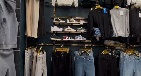 Brozo Clothings Khemis Miliana Algeria Hours Address Tripadvisor