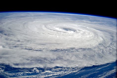 Astronauts In Space Just Photographed The Strongest Storm On Earth Business Insider