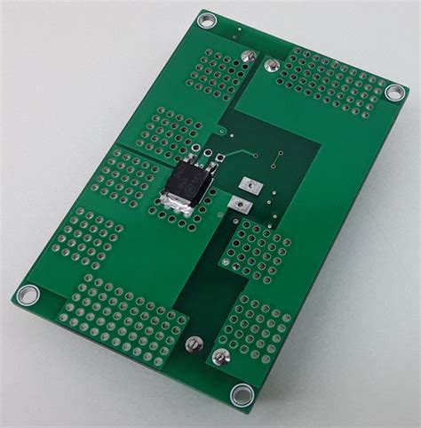 Active Rectifier Controller With Reverse Protection For Battery And