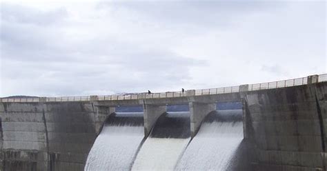 How Do Dams Work