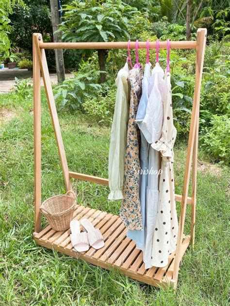 ราวแขวนผ้า ราวตากผ้าไม้สักแท้ ราวผ้ามินิมอล สามารถพับเก็บได้ สูง125เซนติเมตร Th