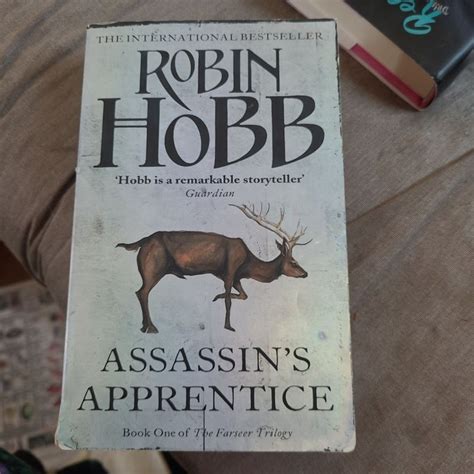 Assassins Apprentice By Robin Hobb