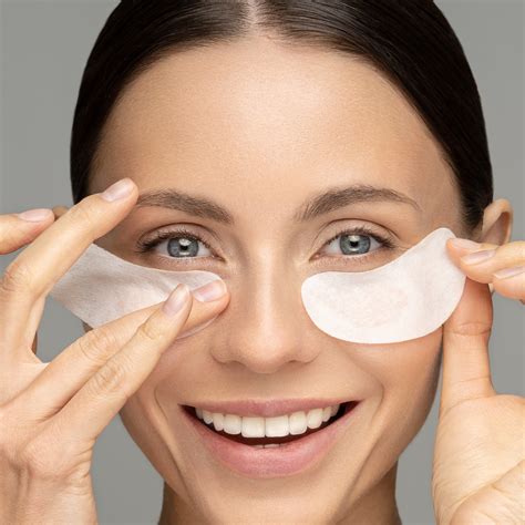 Retinol For Eyes Livaura