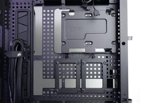 Corsair Frame 5000d Rs Argb Im Test Dreiklang Aus Größe Innovation Und Modularität Hardwareluxx