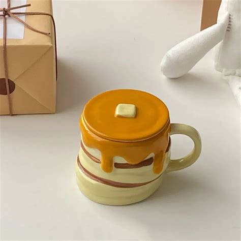 뚜껑이 달린 창의적인 허니 머핀 모양 언더글레이즈 세라믹 머그잔 커피 컵 어린이 여성용 완벽한 생일 선물 귀여운 머그잔