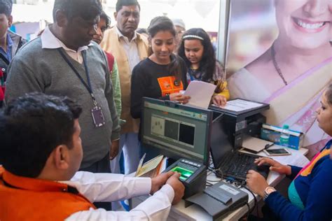 How To Update Mobile Number In Aadhar Online Offline