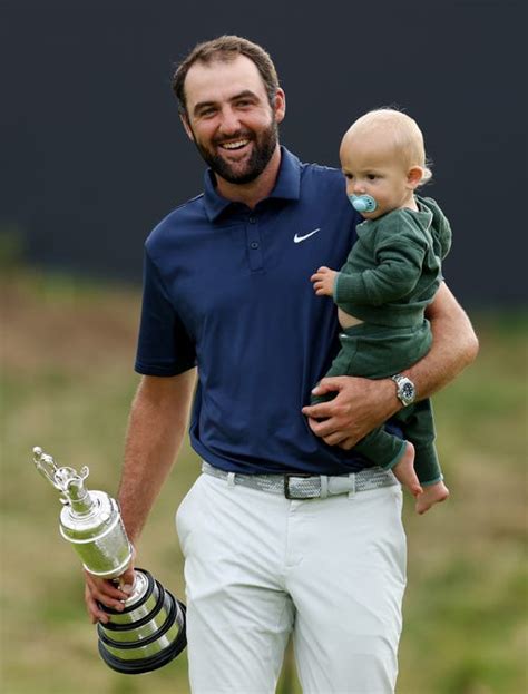 See Scottie Schefflers Adorable Open Celebration With Son Bennett