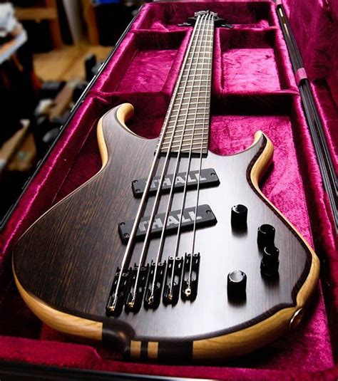 Custom Made Bass Guitars Australia At Allen Winchester Blog