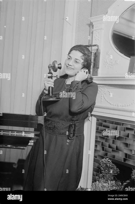 Gentle Photograph Shows Soprano Opera Singer Alice Gentle Between Ca And Ca