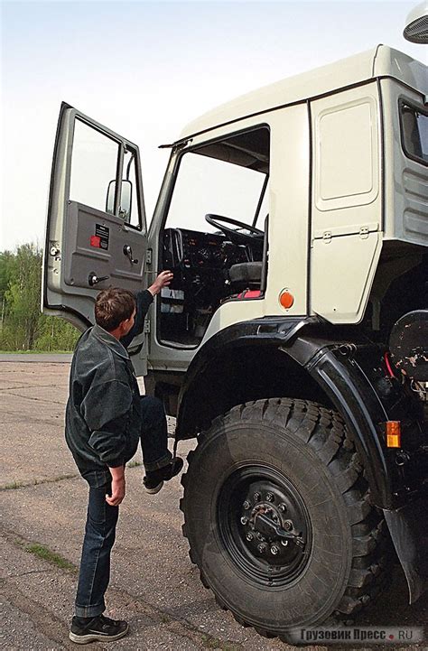КамАЗ-43118