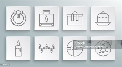 촛대 크리스마스 종이 쇼핑백 조명 선물 상자 초콜릿 케이크 화환 아이콘이있는 쿠키 또는 비스킷에 불타는 촛불을 설정합니다 벡터 공휴일에 대한 스톡 벡터 아트 및 기타 이미지