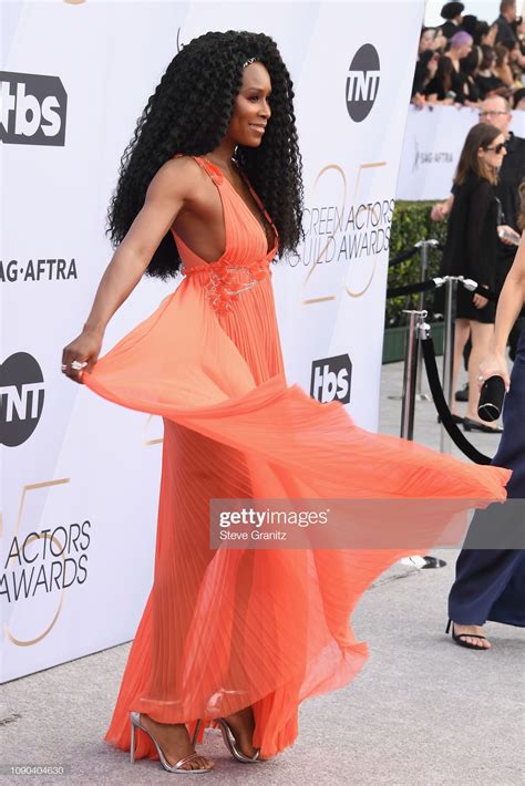Sydelle Noels Feet