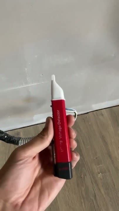 Как быстро узнать есть ли напряжение в проводах Youtube