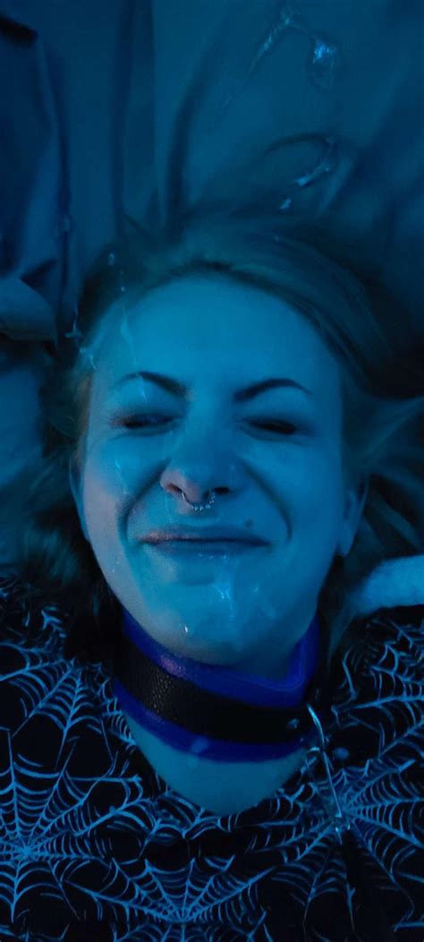 Good Girls Deserve A Reward Scrolller Good Girls Deserve A Reward Scrolller