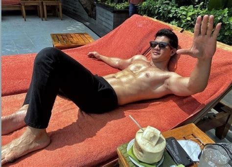 Meski Dibayar Mahal 4 Aktor Ganteng Ini Tolak Adegan Ciuman Riau24