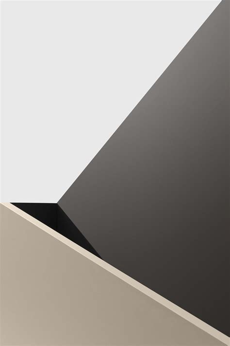 Cleaf Presents Piombo