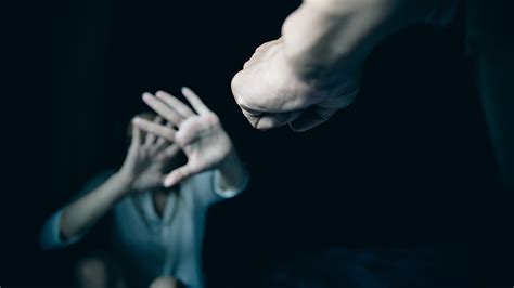 Му ја прегазил ногата со возило па го претепал скопјанец преживеа драма Курир