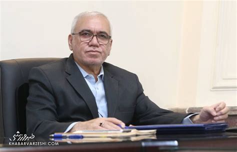 رجزخوانی فتح‌الله‌زاده برای رقبای استقلال آب و جارو کنید؛ قهرمان واقعی