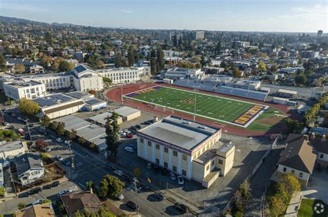 Oakland Technical High School In Oakland Ca