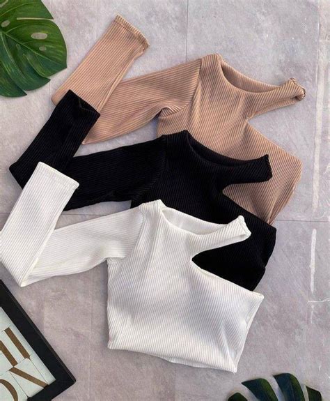 مدل کراپ ساده؛ مراپ ساده مخصوص خانم هایی با استایل مینیمال