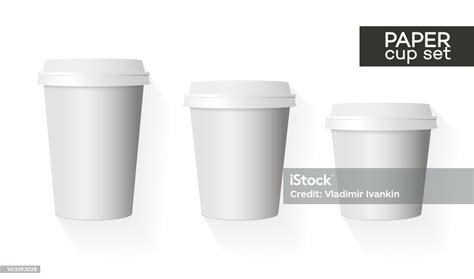 커피 종이 컵 템플릿은 기업 정체성 디자인 브랜드 커피 숍 커피 하우스 레스토랑 카페 및 기타에 대한 배경 사용에 고립 된 흰색