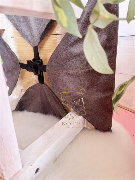 Універсальний Чохол на стілець Накидка на крісло двостороння на засувках 40х40 см Коричнева