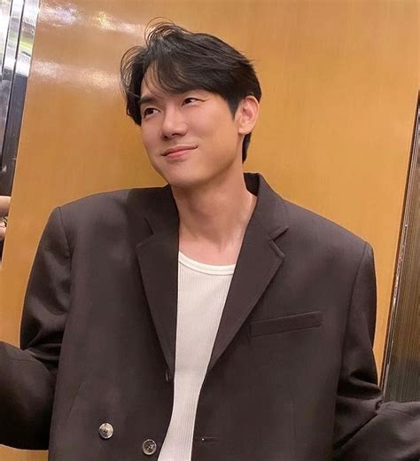 Quién Es Yoo Yeon Seok El Actor Que Hace De Baek Sa Eon En Cuando El