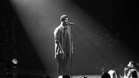 Slimane Pourquoi Porte T Il Un Bonnet Actu Slimane Nrjfr