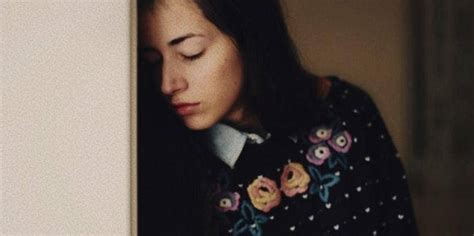Dont Say These Things To Someone Struggling With Depression Yourtango