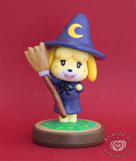 Isabelle Model Custom Telegraph