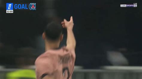 Video Hakimi Breaks Scoreless Psg Ol Match With Stunning Strike