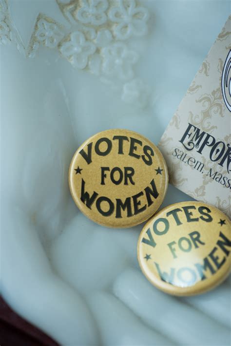 votes for women button