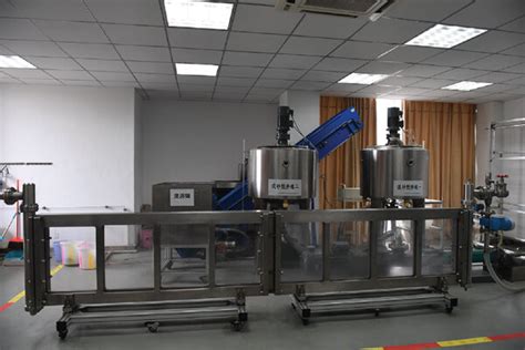 Experimental Device For Visualization Of Proppant Flow State In