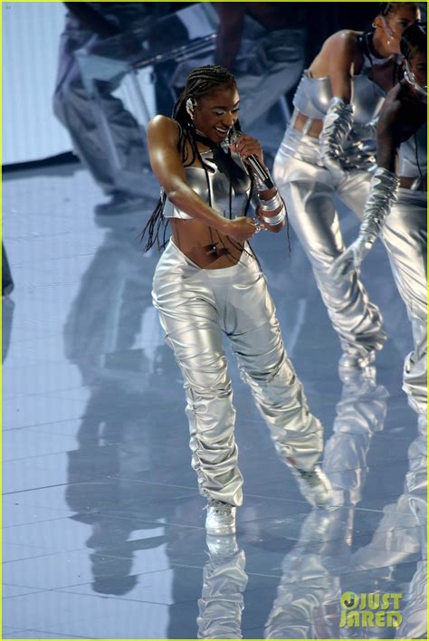 Normanis Vmas Choreographer Reveals Behind The Scenes Drama