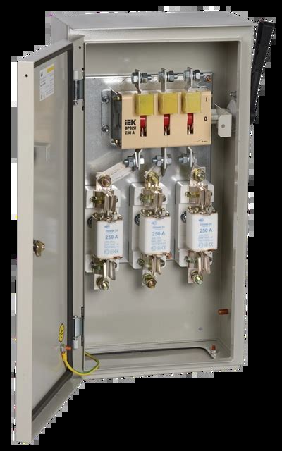 Ящик с рубильником и предохранителями ЯРП-250А У1 IP54 IEK (YARP-250-74 ...