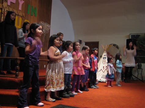 갓키즈 예수님께서는 언젠가 사마리아 우물가의 한 여인에게 영원히 마르지 않는 우물을 줄 수 있다고 말씀하셨습니다 예수님은 목마를 일이 없는 분입니다 출애굽 당시