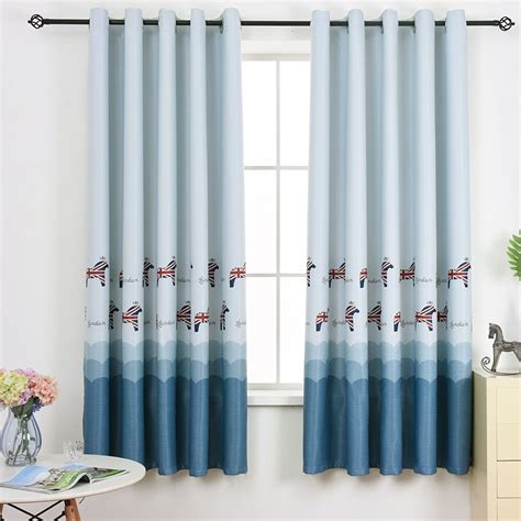 Шторы в гостиную в современном стиле: фото